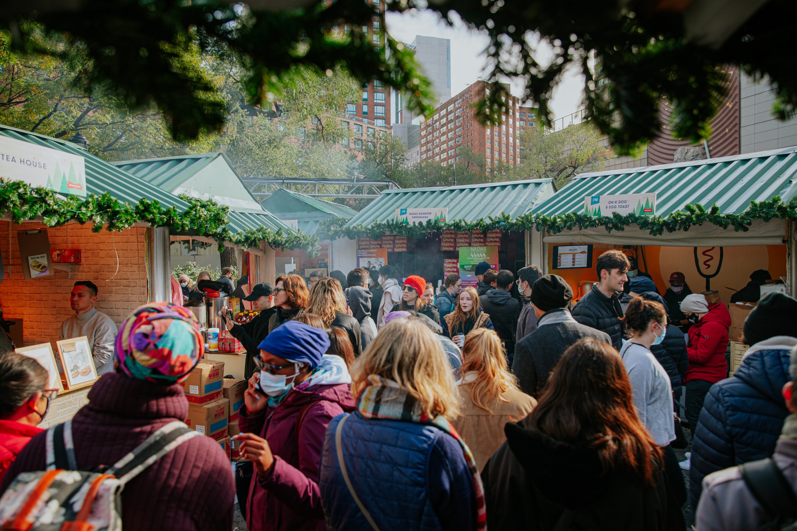 13 Best Christmas Markets in the U.S. – Holidays
