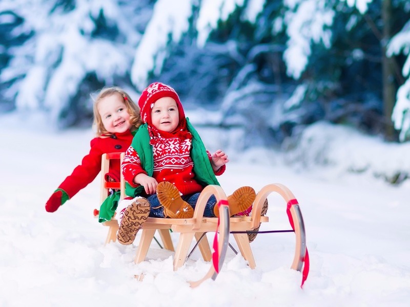 12 Best Places to Go Sledding in the U.S. – Holidays