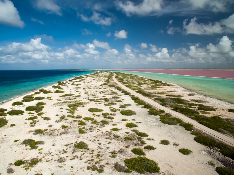 World’s 10 Prettiest Pink Sand Beaches (with Photos) – Holidays