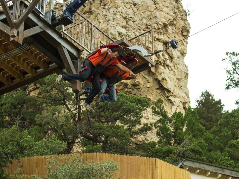 The Terror-Dactyl Swing is Colorado’s Ultimate Adrenaline Rush – Holidays