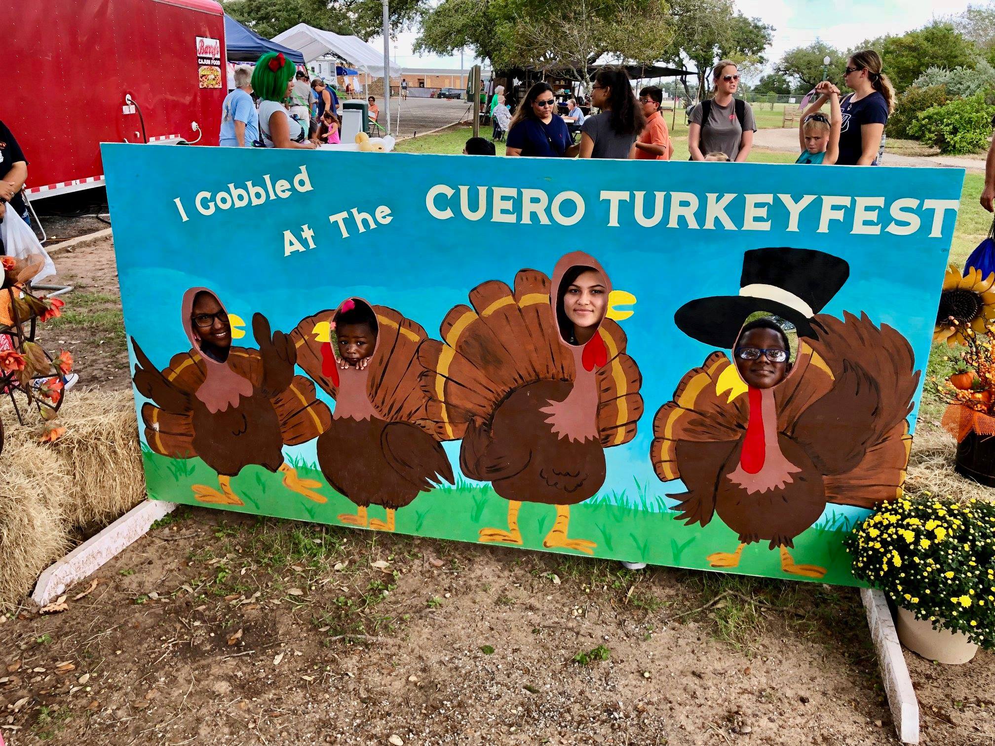 6 Best Fall Festivals in Texas (2025 Seasonal Guide) – Holidays