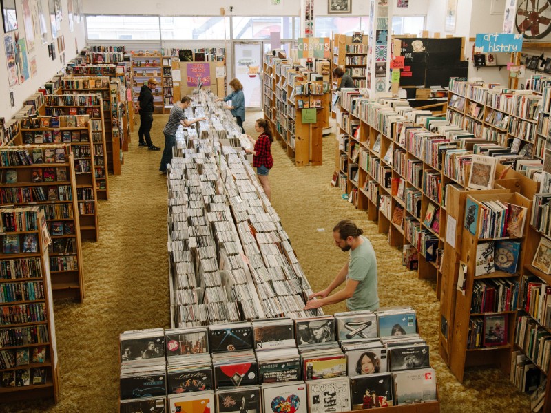 14 Best Bookstores in Texas (with Photos) – Holidays