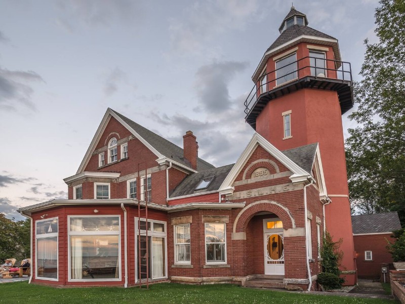 9 Airbnbs For a Romantic Valentine’s Day Getaway – Holidays