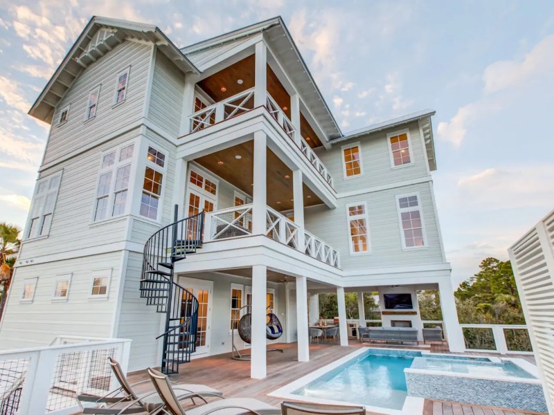 15+ Large Airbnbs in the U.S. for Group Getaways – Holidays