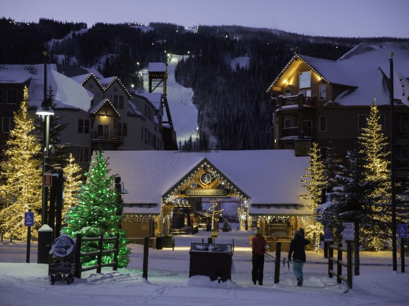 Visit the World’s Highest Snow Tubing Hill in Colorado – Holidays
