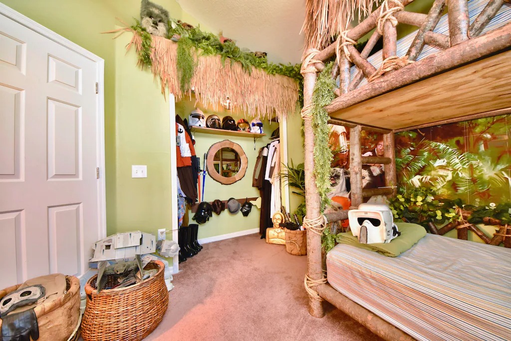 11 Best Themed Vrbos Near Walt Disney World – Holidays