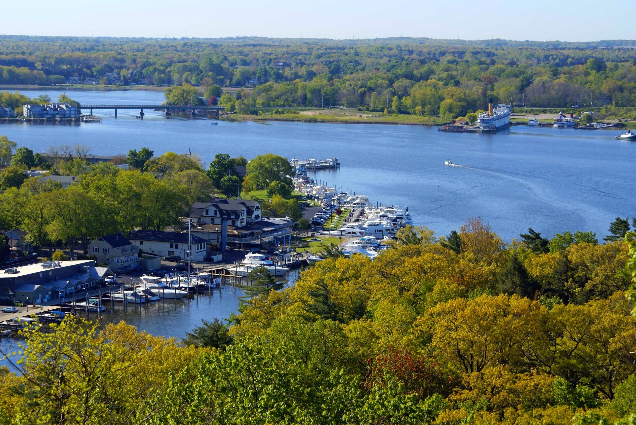12 Cheap Weekend Getaways in Michigan – Holidays