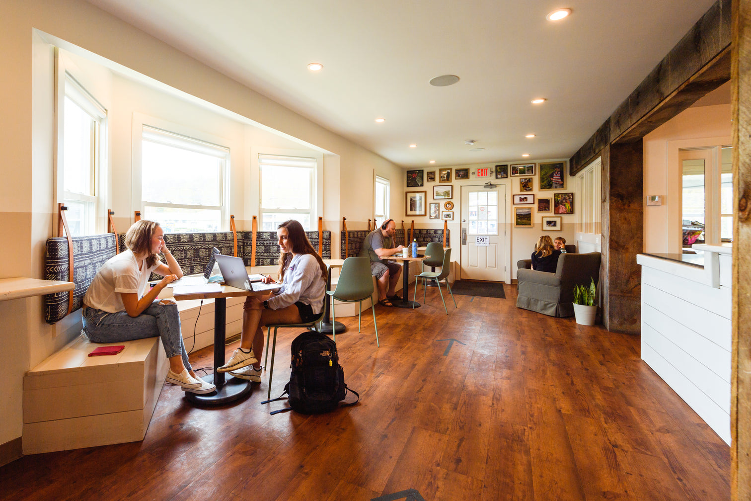 The 25 Best Coffee Shops in The U.S. – Holidays