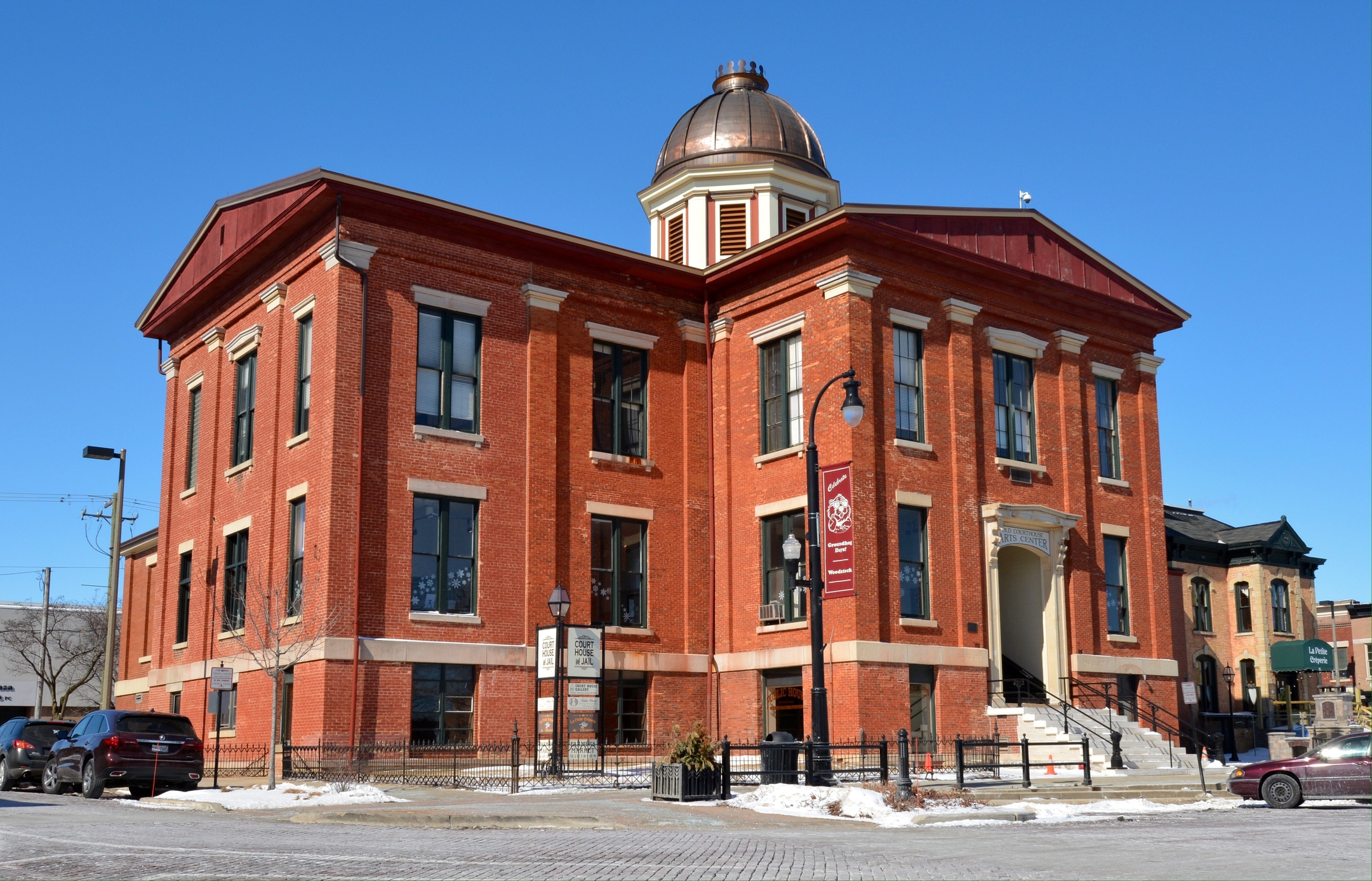 The 15 Most Charming Towns in Illinois – Holidays