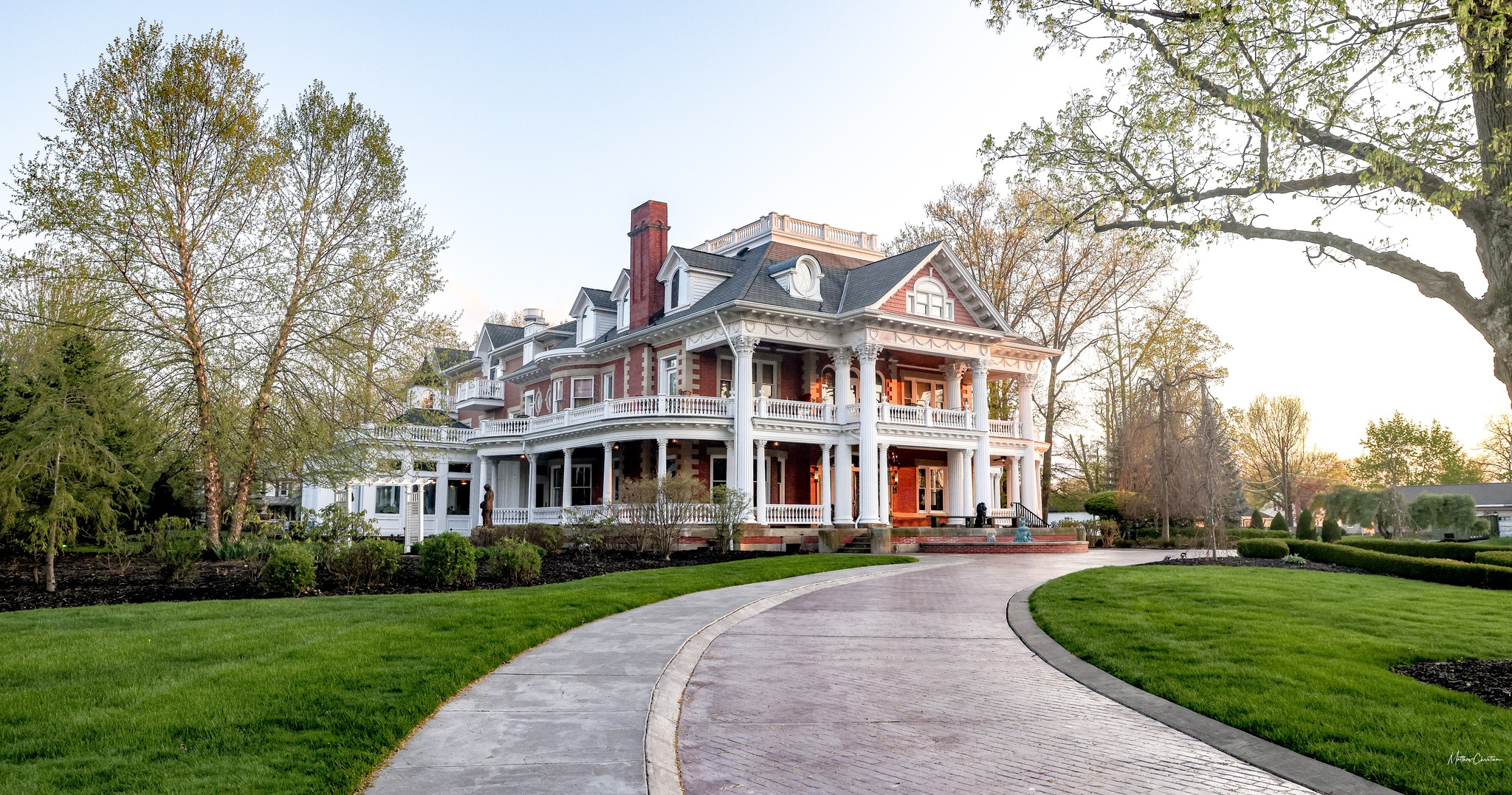 15+ Most Romantic Getaways in Ohio – Holidays